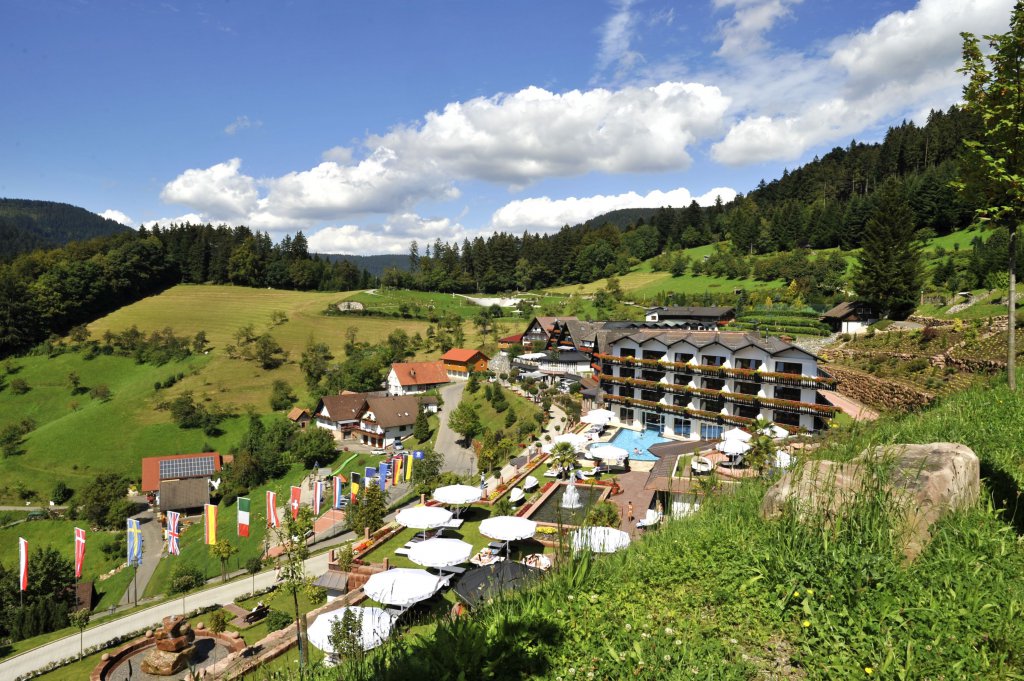 Wanderurlaub und Biken im Schwarzwald - Relais & Châteaux Hotel Dollenberg
